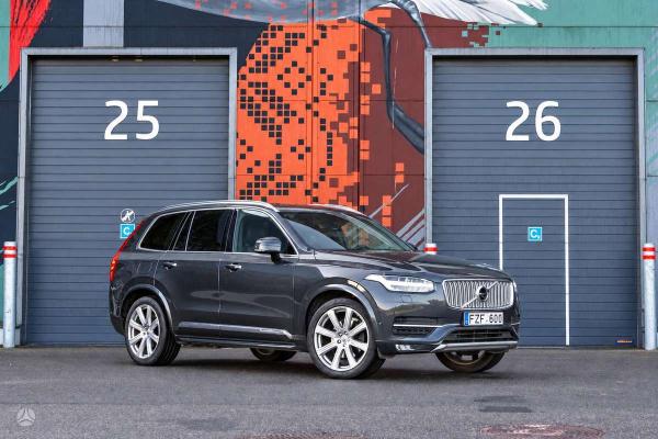 Zaļš Volvo XC90 2018 Kauņa, ar dzinēja tilpumu 1.97 L un nobraukumu 278 tūkst. km par 22600 €, foto 3 vietnē AUTOMOTO.COM.LV