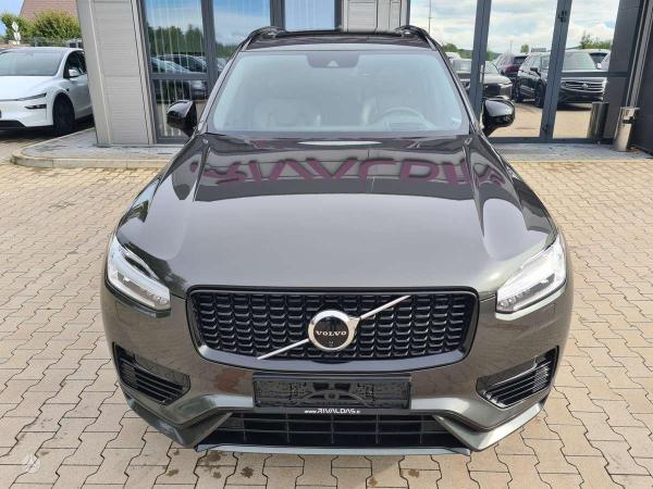 Green Volvo XC90 2022 in Siauliai, with an engine capacity of 1.97 L and mileage of 192 thousand km for 41900 €, photo 10 on AUTOMOTO.COM.LV