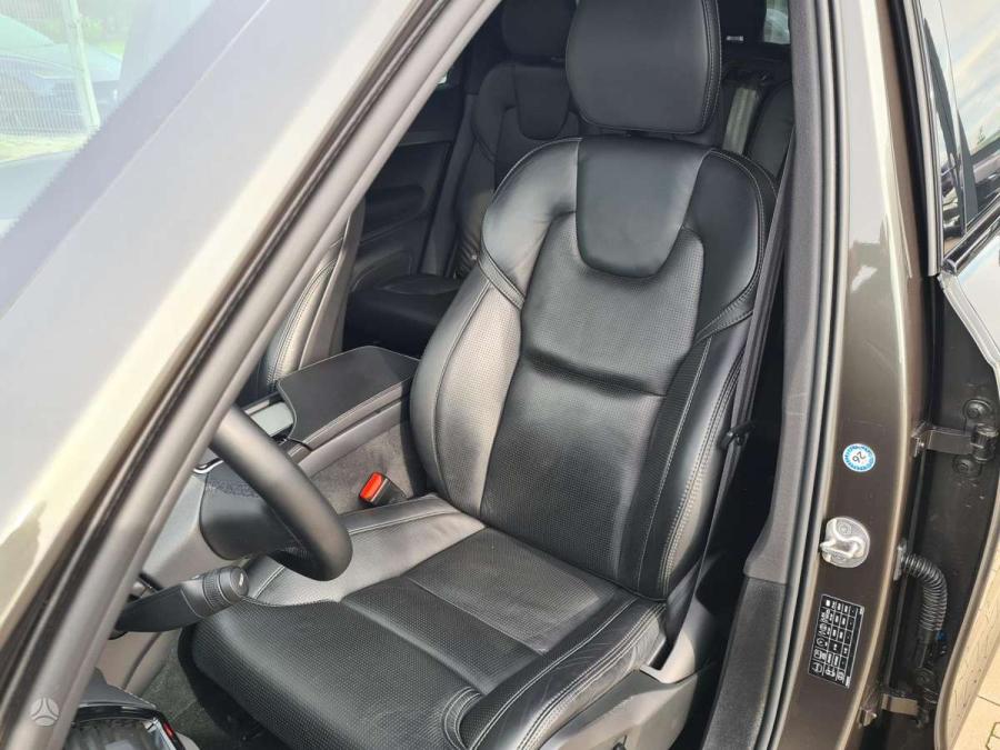 Zaļš Volvo XC90 2022 Šauļi, ar dzinēja tilpumu 1.97 L un nobraukumu 192 tūkst. km par 41900 €, foto 18 vietnē AUTOMOTO.COM.LV