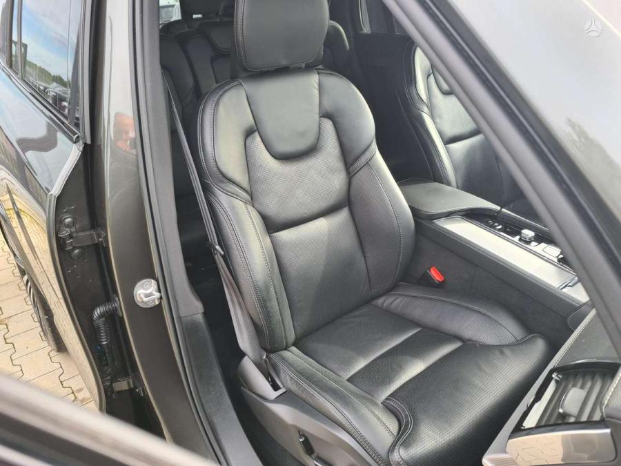 Zaļš Volvo XC90 2022 Šauļi, ar dzinēja tilpumu 1.97 L un nobraukumu 192 tūkst. km par 41900 €, foto 21 vietnē AUTOMOTO.COM.LV