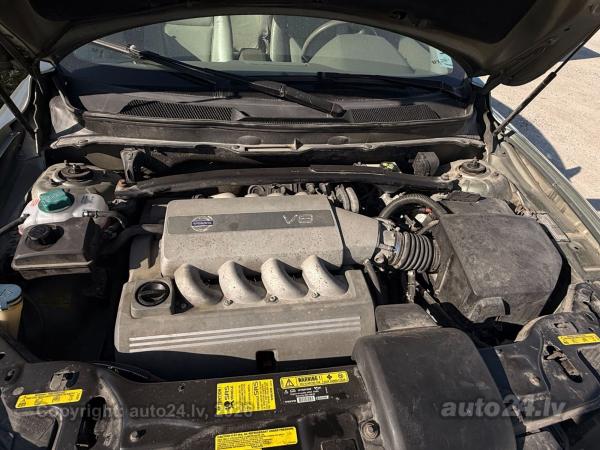 Green Volvo XC90 2005 in Tallinn, with an engine capacity of 4.40 L and mileage of 485 thousand km for 990 €, photo 2 on AUTOMOTO.COM.LV
