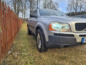 Pelēks Volvo XC90 2003 Viļņa, ar dzinēja tilpumu 2.40 L un nobraukumu 322 tūkst. km par 3400 €, foto 2 vietnē AUTOMOTO.COM.LV