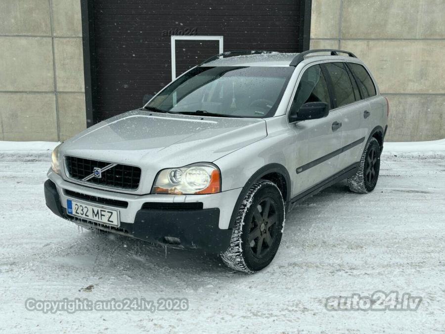 Pelēks Volvo XC90 2003 Tallina, ar dzinēja tilpumu 2.40 L un nobraukumu 398 tūkst. km par 4000 €, foto 2 vietnē AUTOMOTO.COM.LV