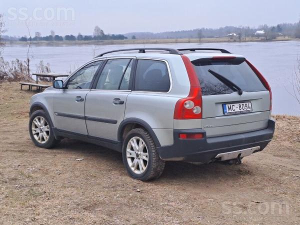 Pelēks Volvo XC90 2003 Aizkraukle, ar dzinēja tilpumu 2.90 L un nobraukumu 289 tūkst. km par 1200 €, foto 3 vietnē AUTOMOTO.COM.LV