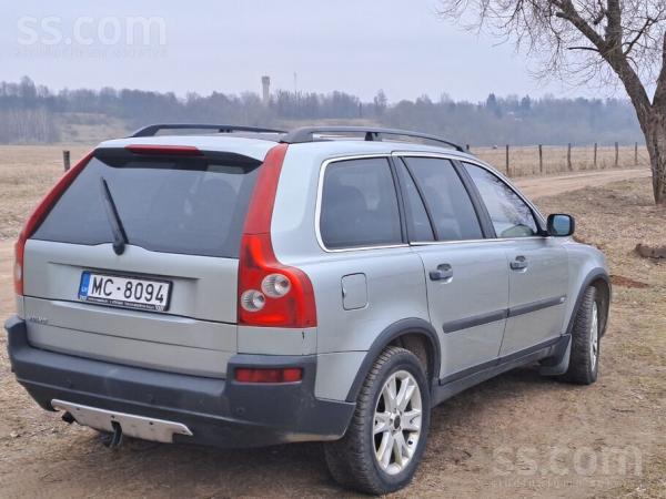 Pelēks Volvo XC90 2003 Aizkraukle, ar dzinēja tilpumu 2.90 L un nobraukumu 289 tūkst. km par 1200 €, foto 4 vietnē AUTOMOTO.COM.LV