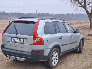Grey Volvo XC90 2003 in Aizkraukle, with an engine capacity of 2.90 L and mileage of 289 thousand km for 1200 €, photo 5 on AUTOMOTO.COM.LV