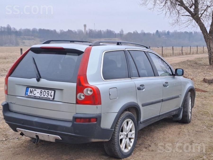 Grey Volvo XC90 2003 in Aizkraukle, with an engine capacity of 2.90 L and mileage of 289 thousand km for 1200 €, photo 5 on AUTOMOTO.COM.LV