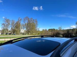 Grey Volvo XC90 2003 in Riga, with an engine capacity of 2.40 L and mileage of 336 thousand km for 3290 €, photo 18 on AUTOMOTO.COM.LV