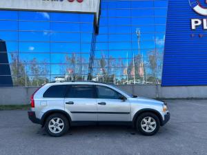 Grey Volvo XC90 2003 in Riga, with an engine capacity of 2.40 L and mileage of 336 thousand km for 3290 €, photo 20 on AUTOMOTO.COM.LV