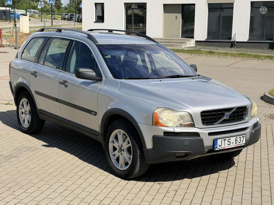 Grey Volvo XC90 2003 in Vilnius, with an engine capacity of 2.40 L and mileage of 370 thousand km for 2500 €, photo 11 on AUTOMOTO.COM.LV