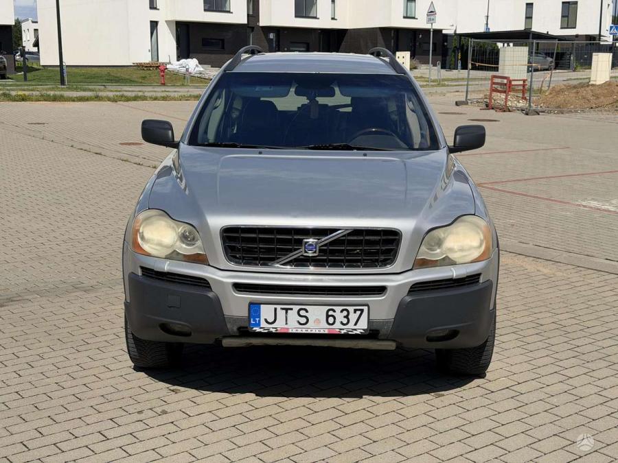Grey Volvo XC90 2003 in Vilnius, with an engine capacity of 2.40 L and mileage of 370 thousand km for 2500 €, photo 12 on AUTOMOTO.COM.LV
