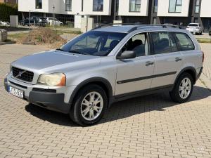 Grey Volvo XC90 2003 in Vilnius, with an engine capacity of 2.40 L and mileage of 370 thousand km for 2500 €, photo 13 on AUTOMOTO.COM.LV