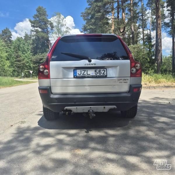 Grey Volvo XC90 2003 in Varena, with an engine capacity of 2.40 L and mileage of 400 thousand km for 2500 €, photo 3 on AUTOMOTO.COM.LV