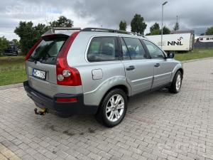Grey Volvo XC90 2003 in Rezekne, with an engine capacity of 2.40 L and mileage of 339 thousand km for 3250 €, photo 4 on AUTOMOTO.COM.LV