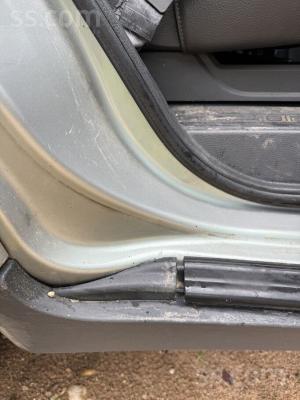 Grey Volvo XC90 2003 in Rezekne, with an engine capacity of 2.40 L and mileage of 339 thousand km for 3250 €, photo 11 on AUTOMOTO.COM.LV