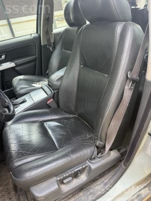 Grey Volvo XC90 2003 in Rezekne, with an engine capacity of 2.40 L and mileage of 339 thousand km for 3250 €, photo 18 on AUTOMOTO.COM.LV
