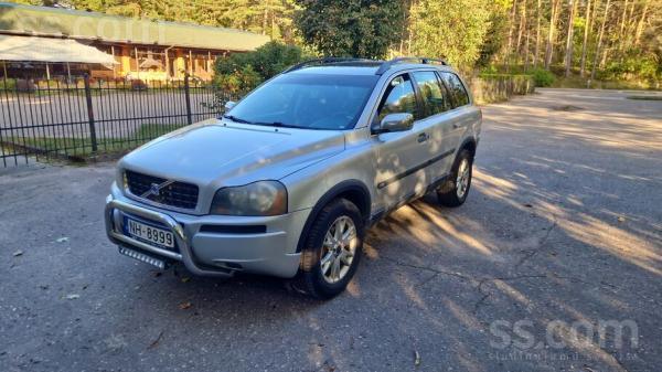 Grey Volvo XC90 2003 in Jurmala, with an engine capacity of 2.40 L and mileage of 292 thousand km for 4650 €, photo 7 on AUTOMOTO.COM.LV