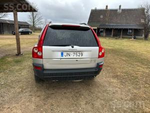 Pelēks Volvo XC90 2003 Gulbene, ar dzinēja tilpumu 2.50 L un nobraukumu 390 tūkst. km par 1500 €, foto 4 vietnē AUTOMOTO.COM.LV
