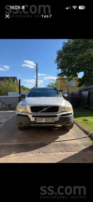 Grey Volvo XC90 2003 in Daugavpils, with an engine capacity of 2.40 L and mileage of 378 thousand km for 2200 €, photo 1 on AUTOMOTO.COM.LV
