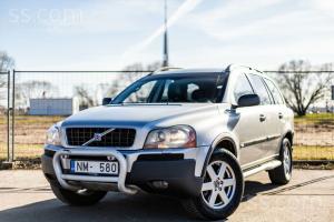 Pelēks Volvo XC90 2004 Rīga, ar dzinēja tilpumu 2.40 L un nobraukumu 334 tūkst. km par 3400 €, foto 1 vietnē AUTOMOTO.COM.LV