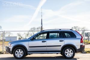 Pelēks Volvo XC90 2004 Rīga, ar dzinēja tilpumu 2.40 L un nobraukumu 334 tūkst. km par 3400 €, foto 4 vietnē AUTOMOTO.COM.LV