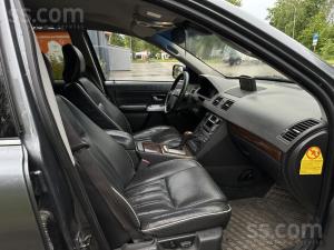 Pelēks Volvo XC90 2004 Jelgava, ar dzinēja tilpumu 2.40 L un nobraukumu 0 tūkst. km par 2250 €, foto 9 vietnē AUTOMOTO.COM.LV