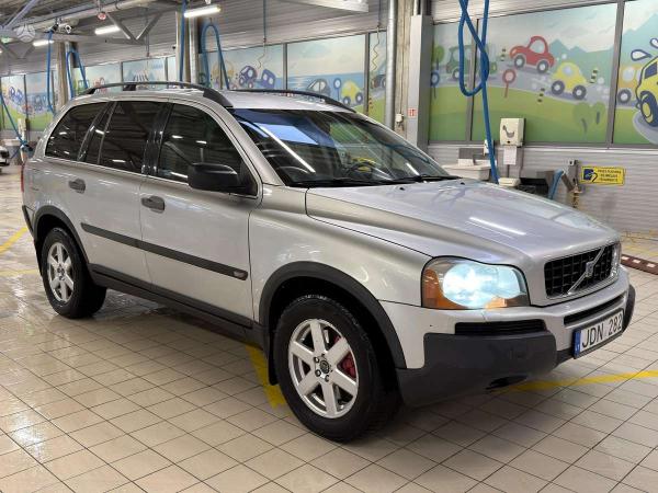 Pelēks Volvo XC90 2004 Viļņa, ar dzinēja tilpumu 2.40 L un nobraukumu 320 tūkst. km par 3450 €, foto 6 vietnē AUTOMOTO.COM.LV