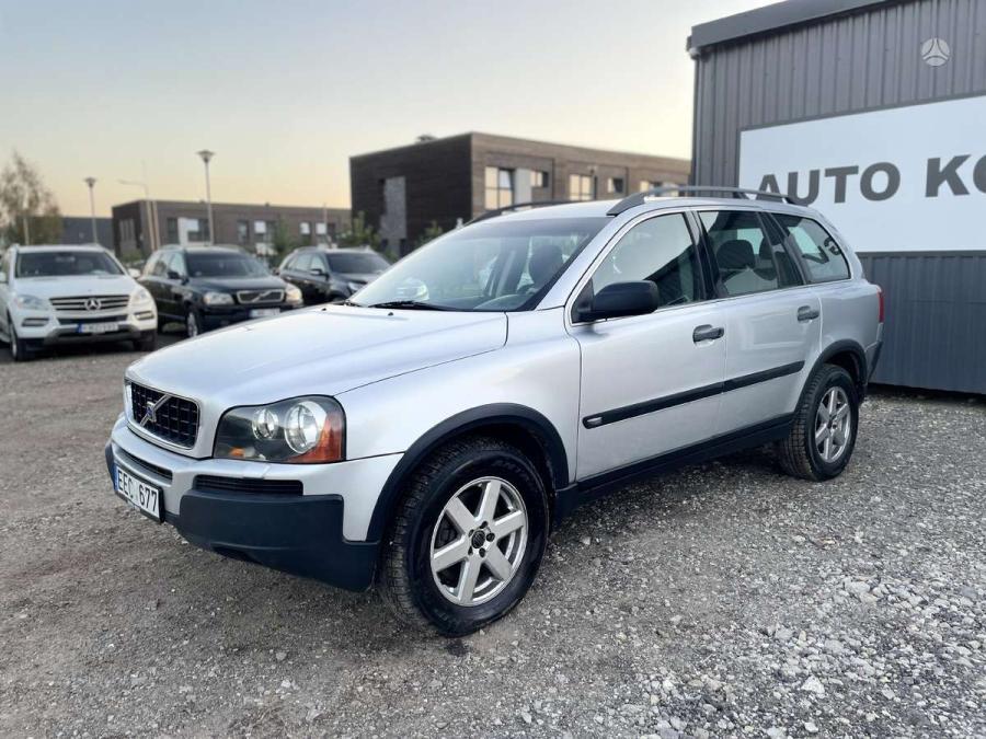 Pelēks Volvo XC90 2004 Viļņa, ar dzinēja tilpumu 2.50 L un nobraukumu 520 tūkst. km par 3500 €, foto 3 vietnē AUTOMOTO.COM.LV