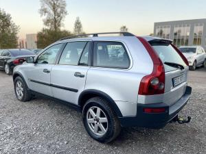 Pelēks Volvo XC90 2004 Viļņa, ar dzinēja tilpumu 2.50 L un nobraukumu 520 tūkst. km par 3500 €, foto 4 vietnē AUTOMOTO.COM.LV