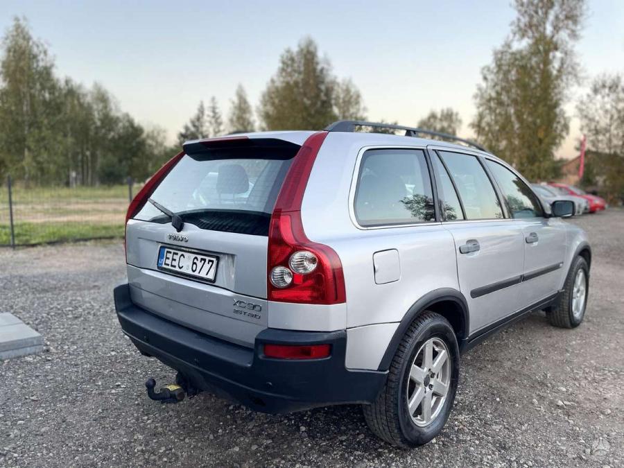 Pelēks Volvo XC90 2004 Viļņa, ar dzinēja tilpumu 2.50 L un nobraukumu 520 tūkst. km par 3500 €, foto 6 vietnē AUTOMOTO.COM.LV