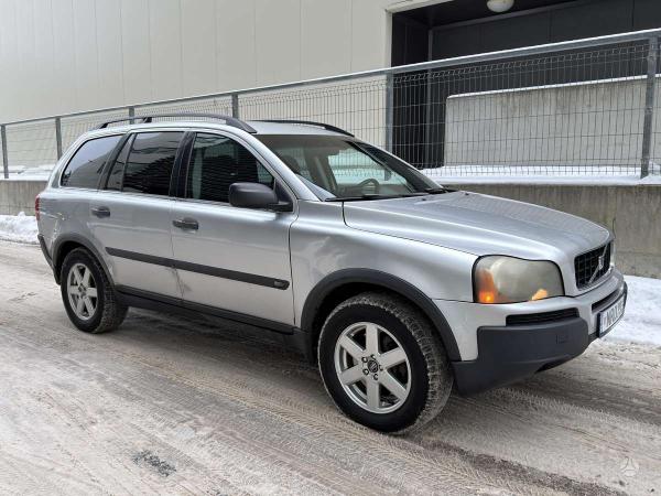 Pelēks Volvo XC90 2004 Viļņa, ar dzinēja tilpumu 2.40 L un nobraukumu 383 tūkst. km par 2950 €, foto 4 vietnē AUTOMOTO.COM.LV