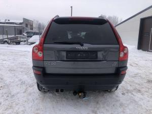 Pelēks Volvo XC90 2004 Utena, ar dzinēja tilpumu 2.40 L un nobraukumu 282 tūkst. km par 4450 €, foto 5 vietnē AUTOMOTO.COM.LV