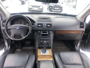 Pelēks Volvo XC90 2004 Utena, ar dzinēja tilpumu 2.40 L un nobraukumu 282 tūkst. km par 4450 €, foto 9 vietnē AUTOMOTO.COM.LV