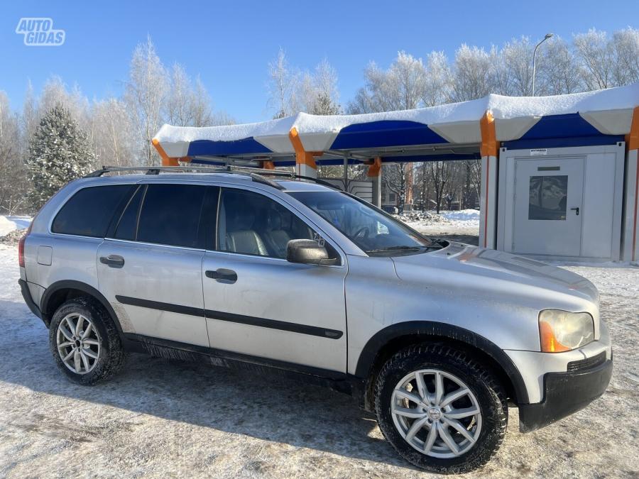 Pelēks Volvo XC90 2004 Viļņa, ar dzinēja tilpumu 2.40 L un nobraukumu 300 tūkst. km par 4290 €, foto 3 vietnē AUTOMOTO.COM.LV