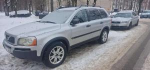 Grey Volvo XC90 2004 in Kaunas, with an engine capacity of 2.40 L and mileage of 440 thousand km for 2960 €, photo 2 on AUTOMOTO.COM.LV