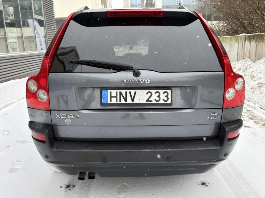 Pelēks Volvo XC90 2004 Viļņa, ar dzinēja tilpumu 2.40 L un nobraukumu 366 tūkst. km par 3450 €, foto 8 vietnē AUTOMOTO.COM.LV