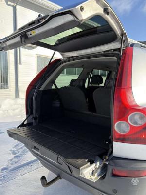 Pelēks Volvo XC90 2004 Viļņa, ar dzinēja tilpumu 2.40 L un nobraukumu 416 tūkst. km par 3450 €, foto 20 vietnē AUTOMOTO.COM.LV