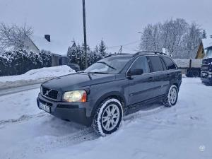 Grey Volvo XC90 2004 in Sirvintos, with an engine capacity of 2.40 L and mileage of 391 thousand km for 2250 €, photo 2 on AUTOMOTO.COM.LV