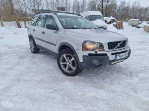 Grey Volvo XC90 2004 in Radviliskis, with an engine capacity of 2.50 L and mileage of 290 thousand km for 2500 €, photo 2 on AUTOMOTO.COM.LV