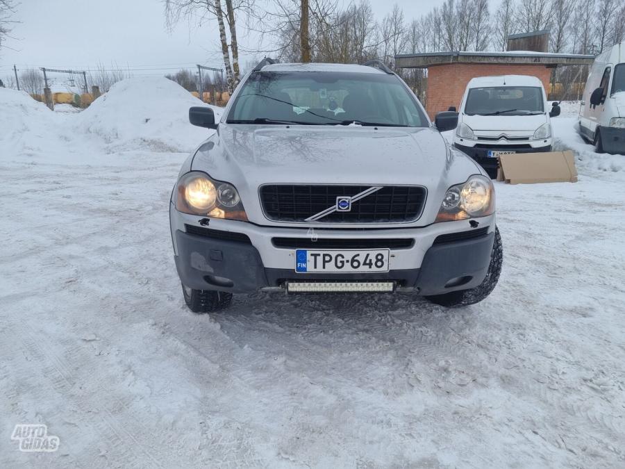 Grey Volvo XC90 2004 in Radviliskis, with an engine capacity of 2.50 L and mileage of 290 thousand km for 2500 €, photo 3 on AUTOMOTO.COM.LV