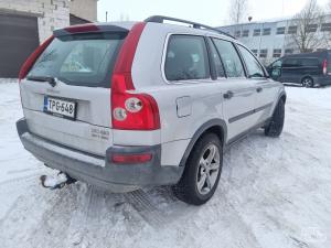 Grey Volvo XC90 2004 in Radviliskis, with an engine capacity of 2.50 L and mileage of 290 thousand km for 2500 €, photo 4 on AUTOMOTO.COM.LV