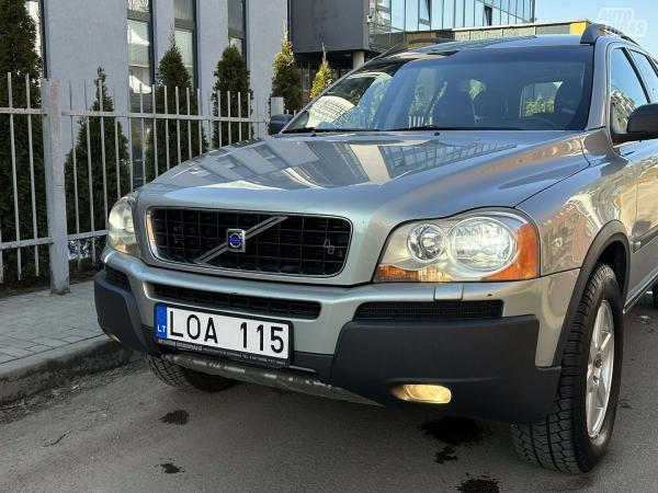 Pelēks Volvo XC90 2004 Viļņa, ar dzinēja tilpumu 2.40 L un nobraukumu 406 tūkst. km par 3100 €, foto 2 vietnē AUTOMOTO.COM.LV