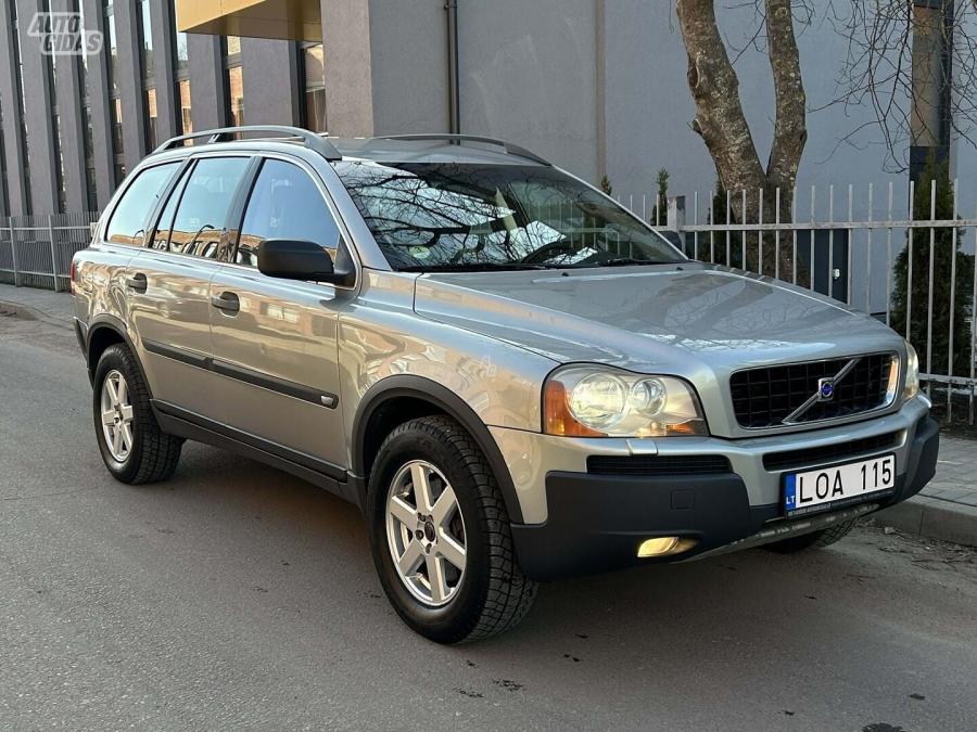 Grey Volvo XC90 2004 in Vilnius, with an engine capacity of 2.40 L and mileage of 406 thousand km for 3100 €, photo 5 on AUTOMOTO.COM.LV