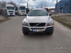 Grey Volvo XC90 2004 in Tallinn, with an engine capacity of 2.40 L and mileage of 438 thousand km for 4500 €, photo 3 on AUTOMOTO.COM.LV