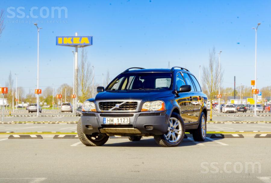 Pelēks Volvo XC90 2004 Rīga, ar dzinēja tilpumu 2.40 L un nobraukumu 365 tūkst. km par 1990 €, foto 4 vietnē AUTOMOTO.COM.LV