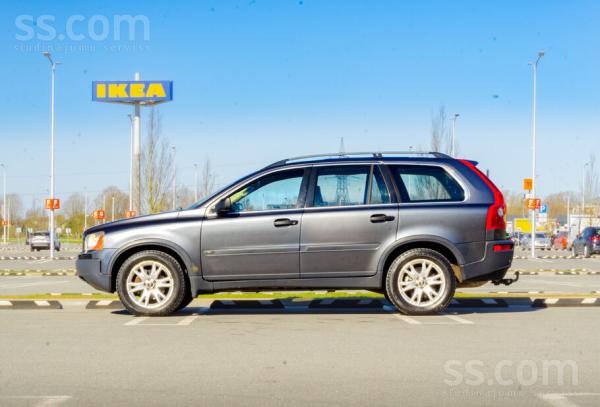 Pelēks Volvo XC90 2004 Rīga, ar dzinēja tilpumu 2.40 L un nobraukumu 365 tūkst. km par 1990 €, foto 4 vietnē AUTOMOTO.COM.LV