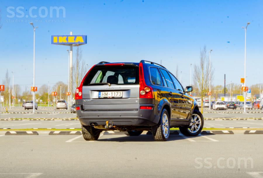 Pelēks Volvo XC90 2004 Rīga, ar dzinēja tilpumu 2.40 L un nobraukumu 365 tūkst. km par 1990 €, foto 6 vietnē AUTOMOTO.COM.LV