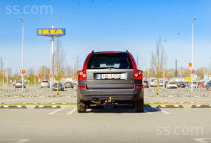 Pelēks Volvo XC90 2004 Rīga, ar dzinēja tilpumu 2.40 L un nobraukumu 365 tūkst. km par 1990 €, foto 7 vietnē AUTOMOTO.COM.LV