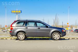 Pelēks Volvo XC90 2004 Rīga, ar dzinēja tilpumu 2.40 L un nobraukumu 365 tūkst. km par 1990 €, foto 9 vietnē AUTOMOTO.COM.LV