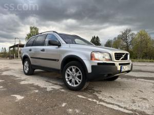 Grey Volvo XC90 2004 in Riga, with an engine capacity of 2.40 L and mileage of 481 thousand km for 3700 €, photo 4 on AUTOMOTO.COM.LV